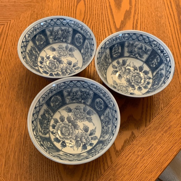 Dining | Set Of 3 Bowls | Poshmark